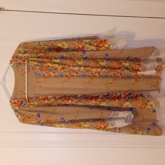Maurices | Tops | Women Large Overlay Open Front Top Beige Flower Print ...
